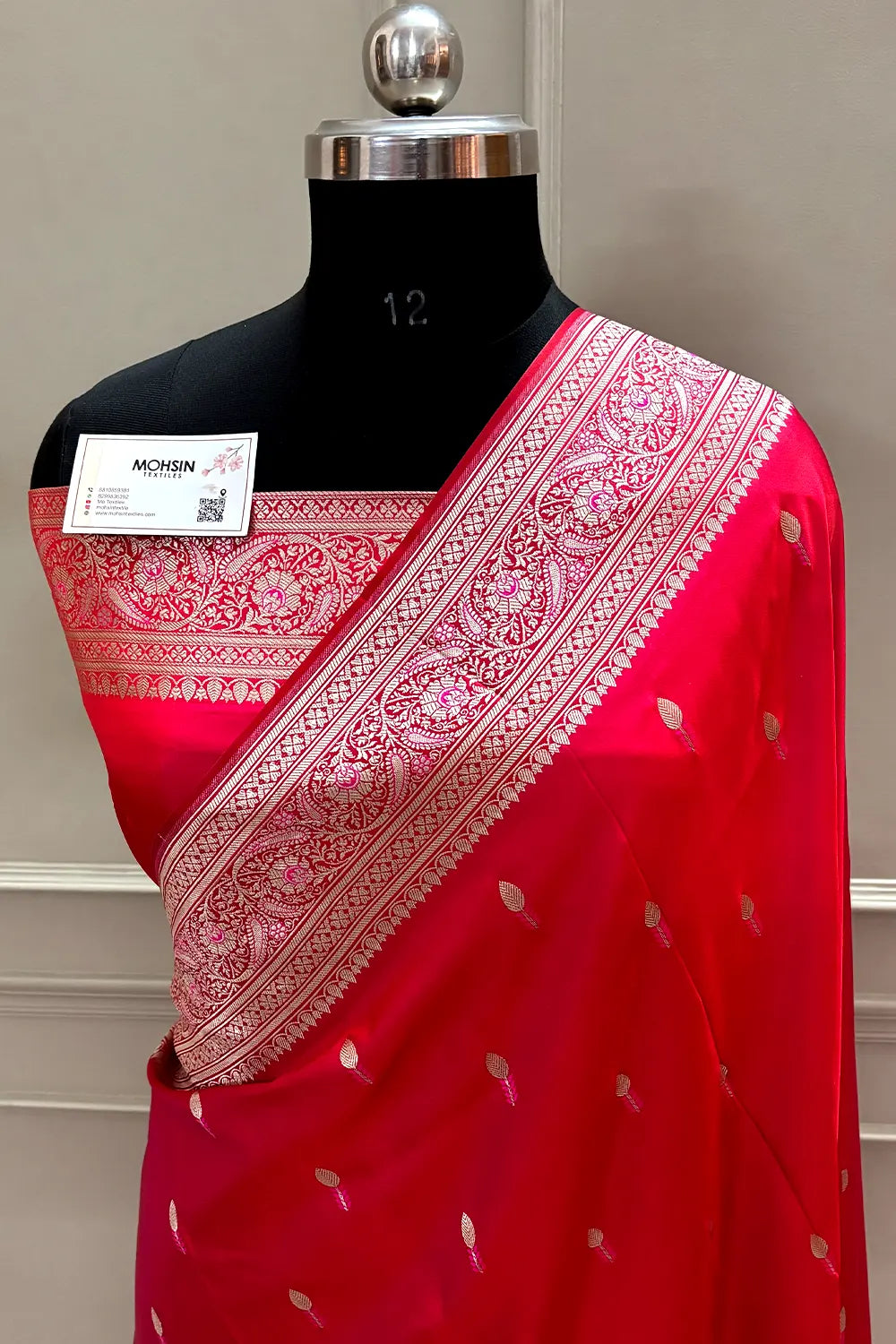 Red Tilak Buti Katan Silk Banarasi Saree – Mohsin Textiles
